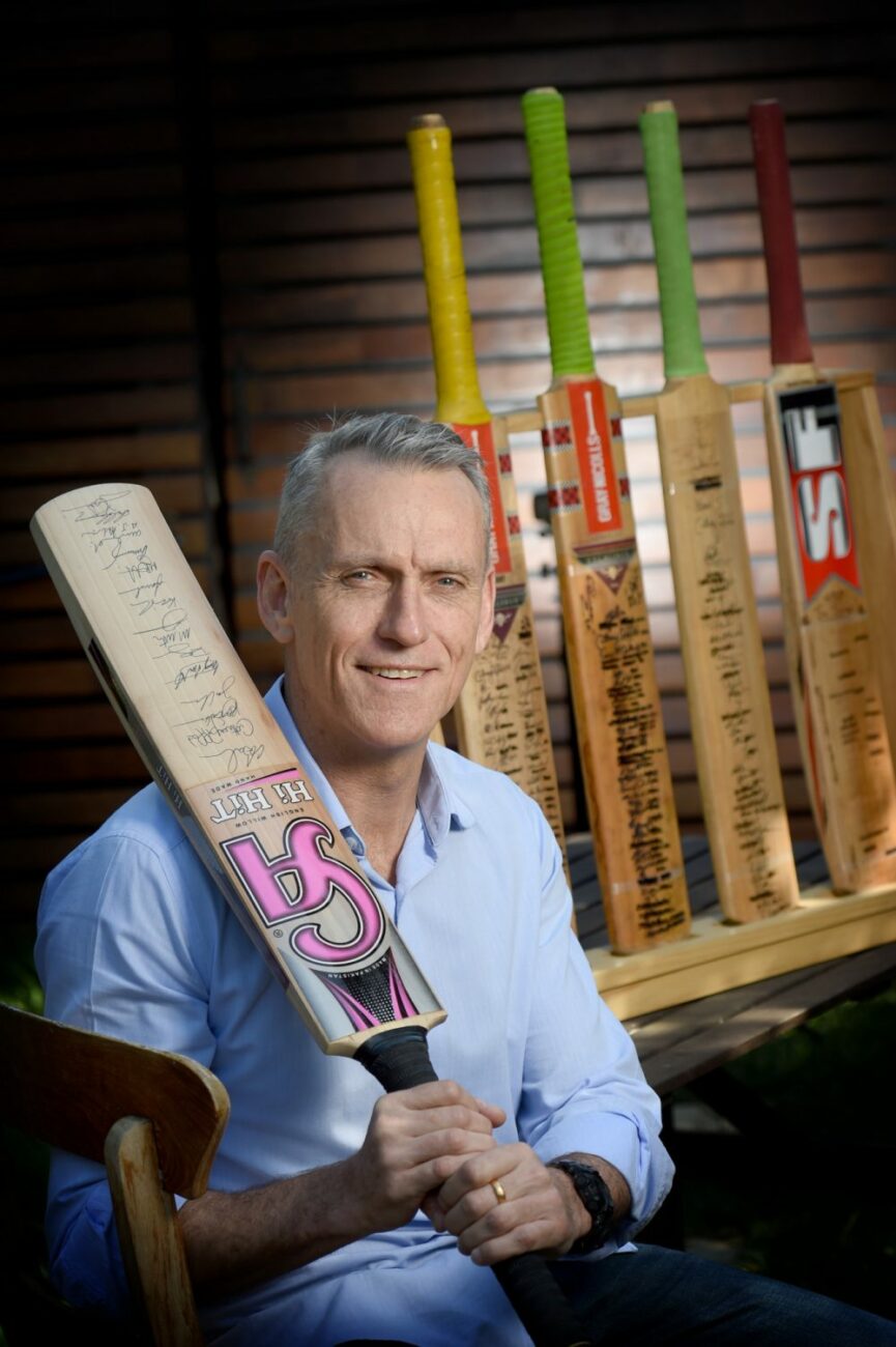 Eleven Bats | Returned & Services League Victorian Branch