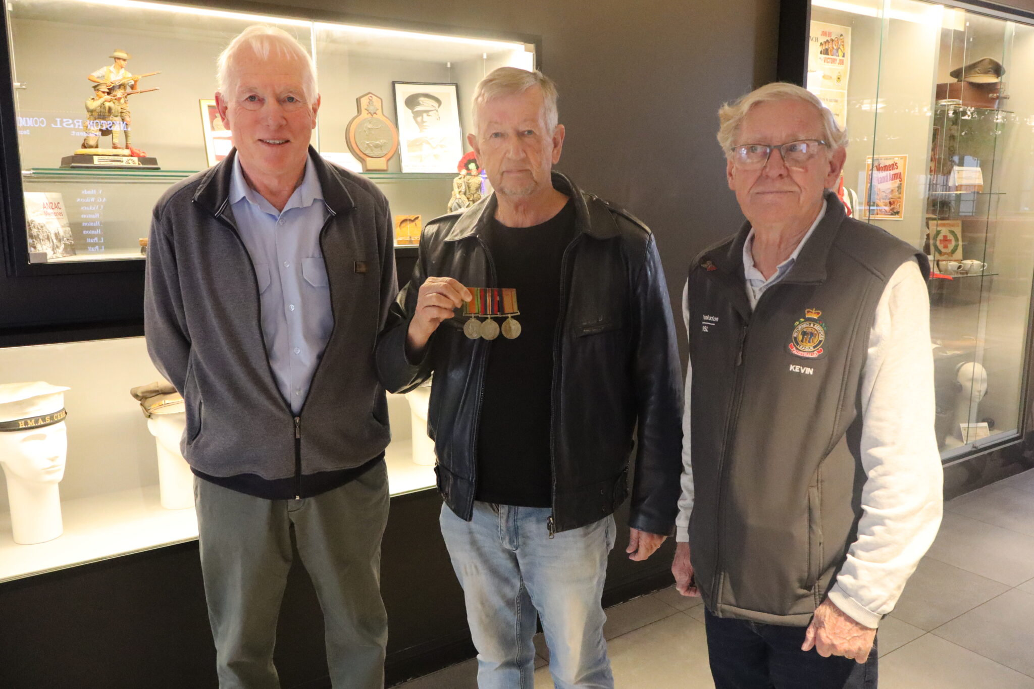 How RSL volunteers ensure no medal, or memory, is left behind. – RSL ...