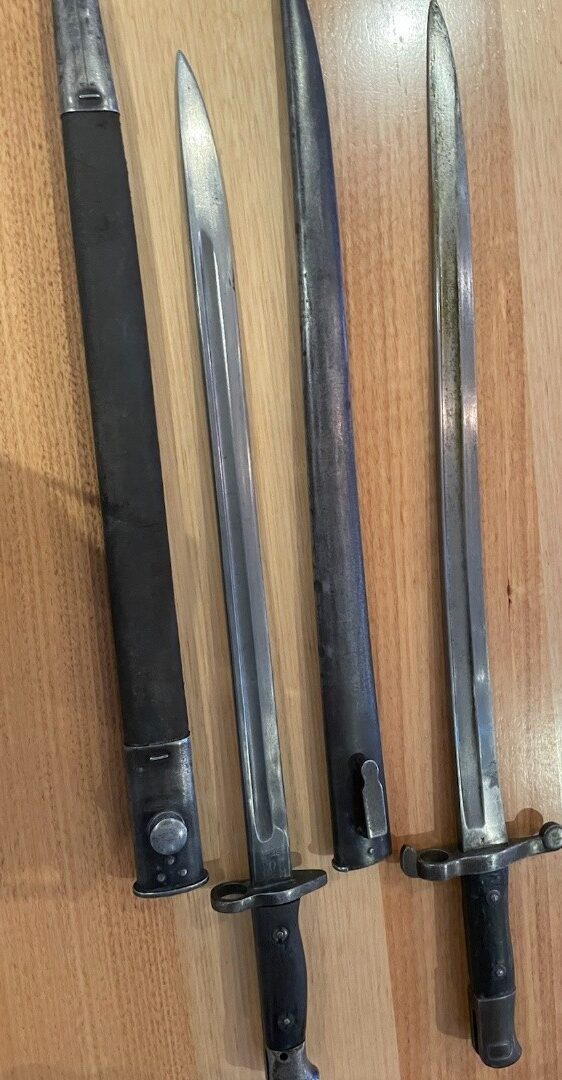 First World War Bayonets donated to Rosebud RSL Sub-Branch – RSL Victoria